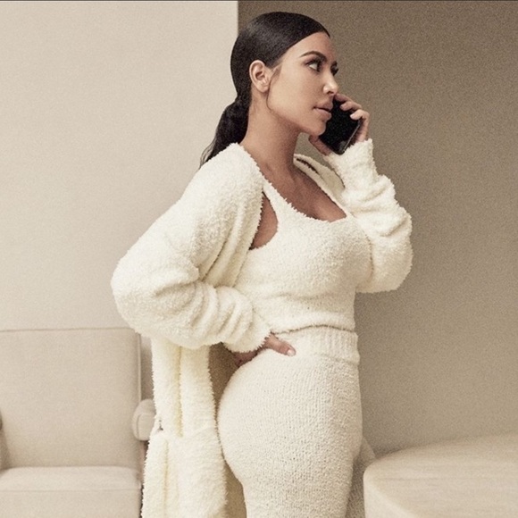 SKIMS | Shorts | Skims Kim Kardashian Sun Stone Boucle Knit Shorts 2x ...